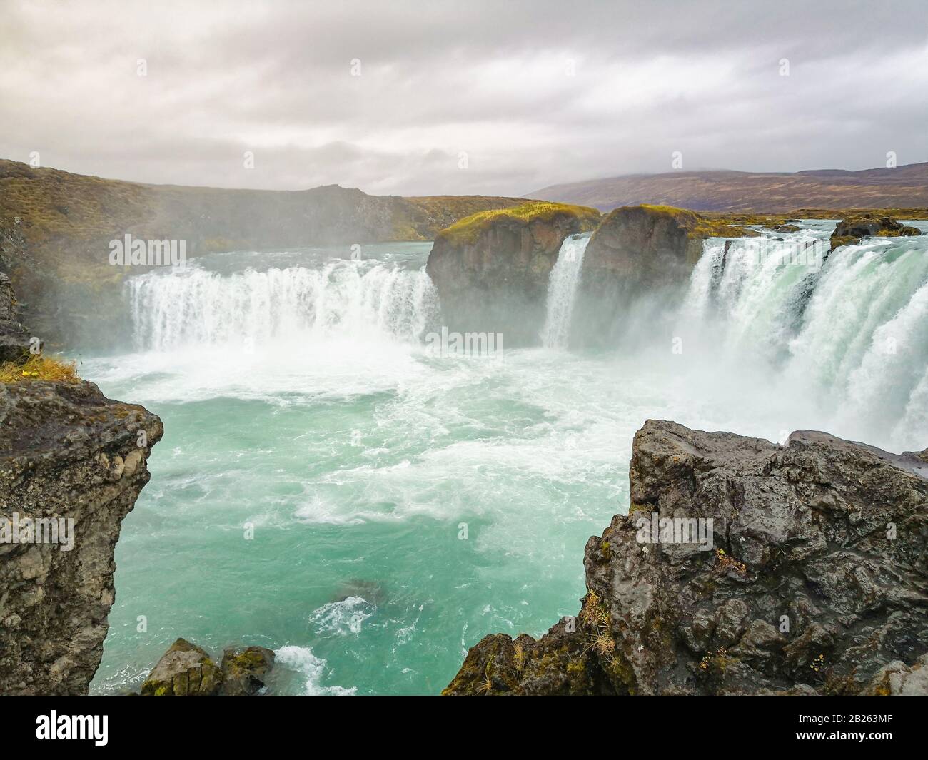 Waterfall Aerial Full View High Resolution Stock Photography and Images ...
