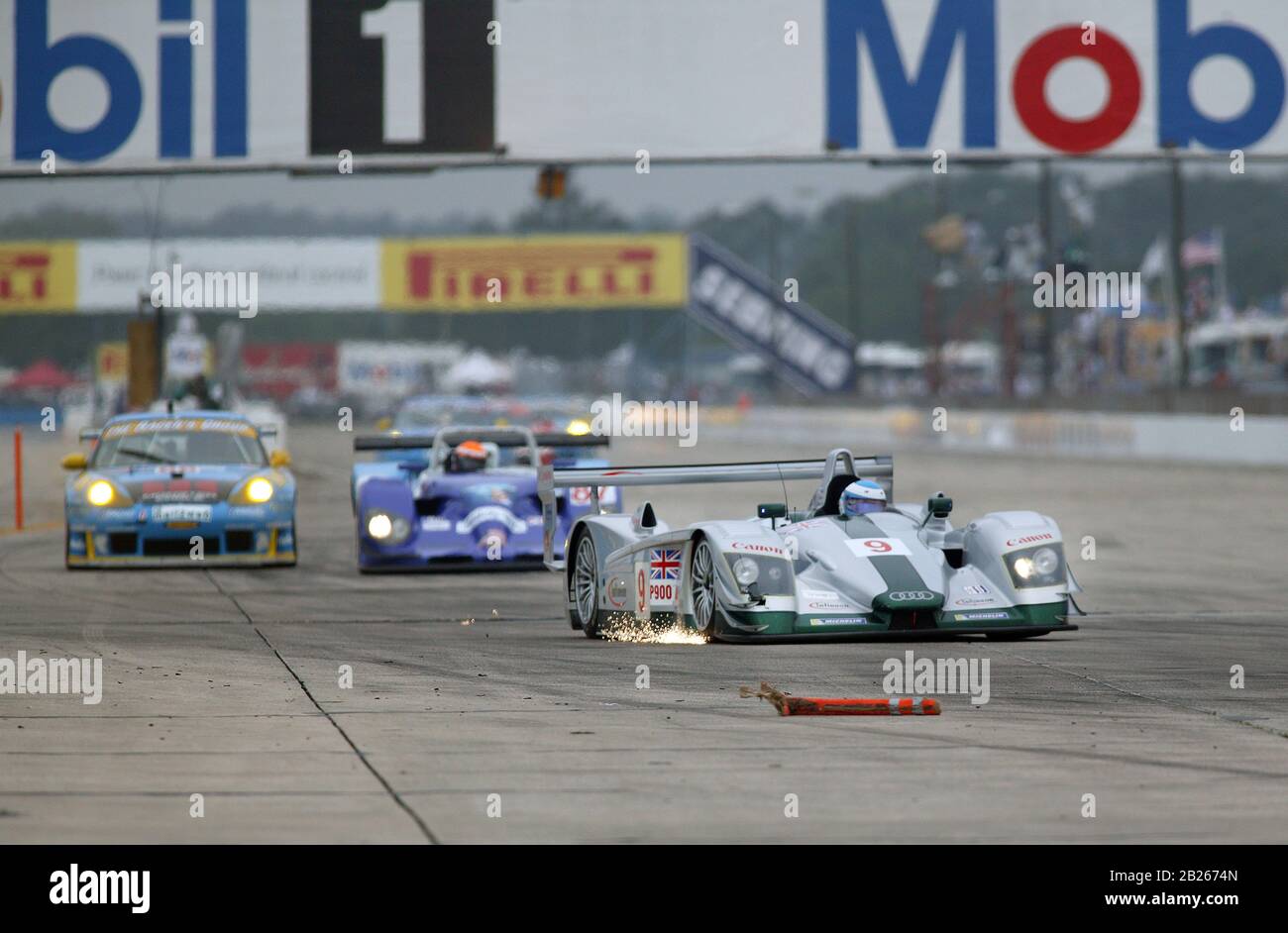 Opening lap hi-res stock photography and images - Alamy