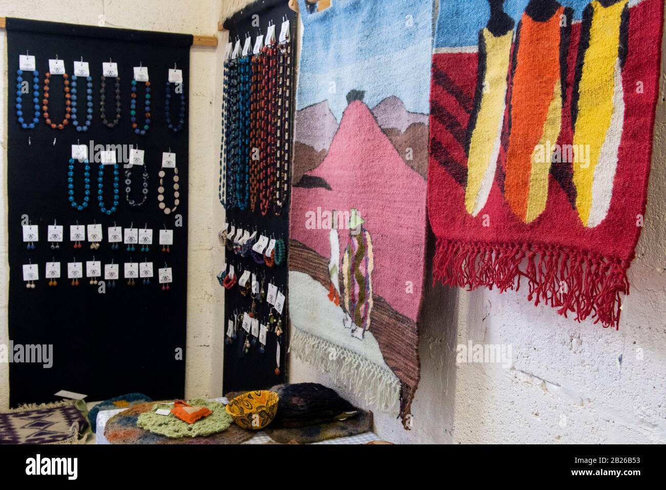 Cultural craft hi-res stock photography and images - Alamy