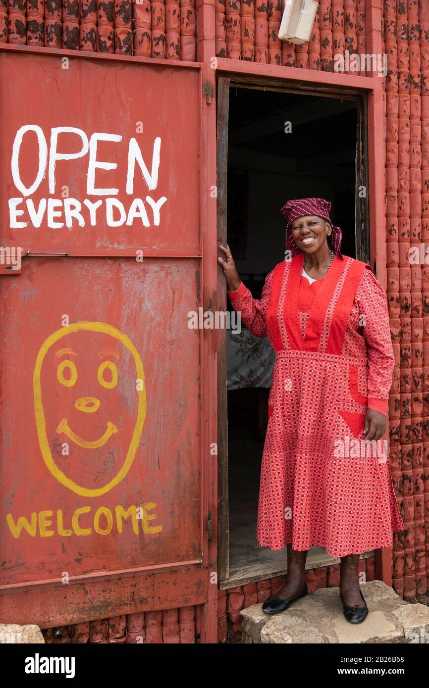 Recycled cans hi-res stock photography and images - Alamy