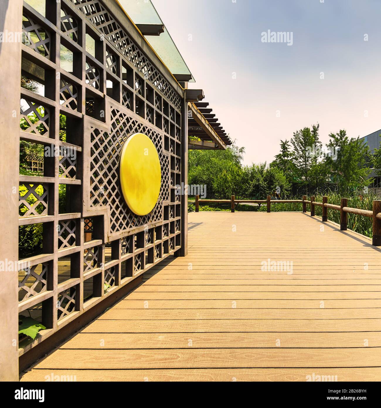 Traditional Chinese City Garden Park in Beijing Stock Photo - Alamy