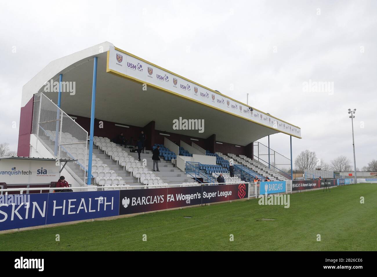 Women's united soccer association hi-res stock photography and images ...