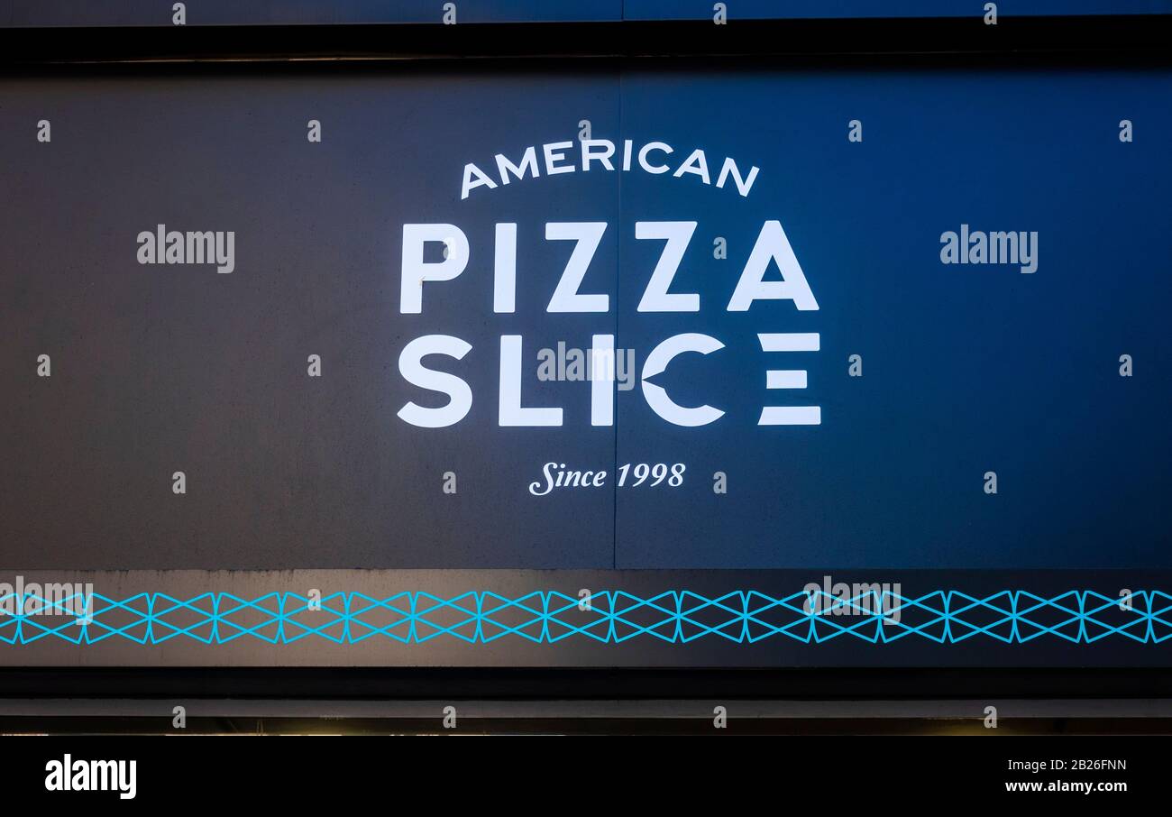 American pizza hi-res stock photography and images - Alamy