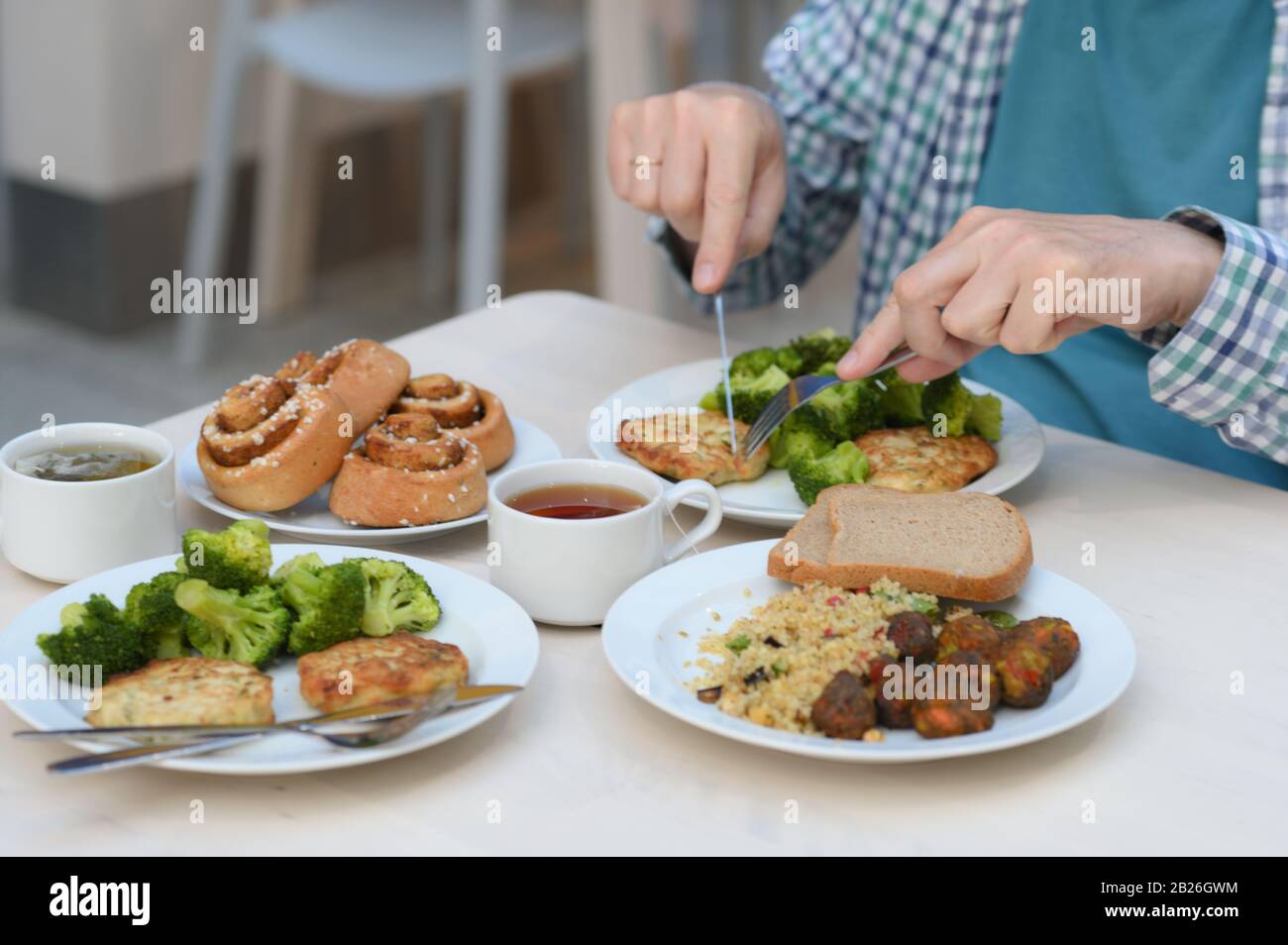 Two person hi-res stock photography and images - Alamy