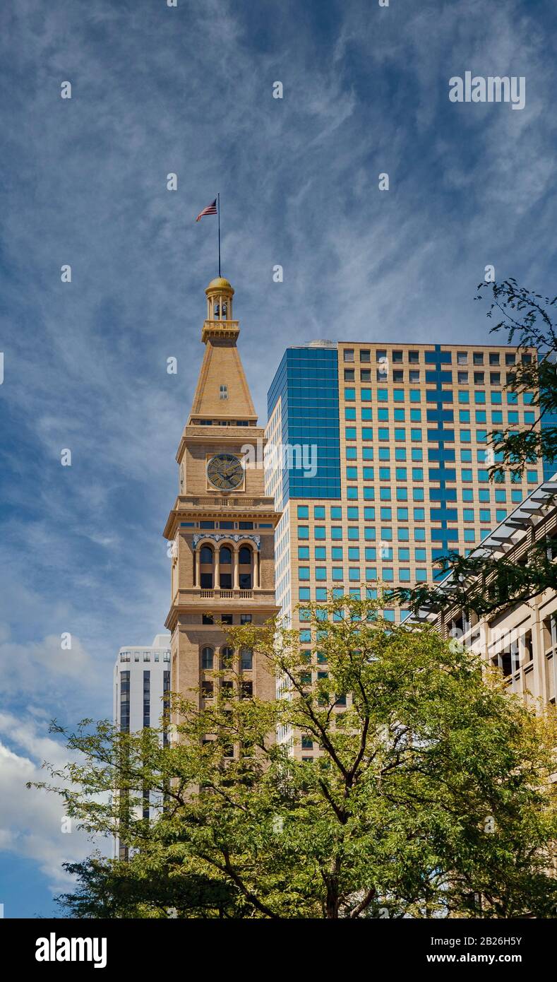 Downtown denver landmark hi-res stock photography and images - Alamy
