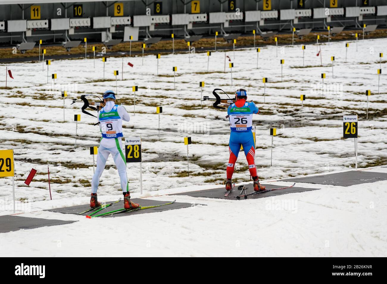 Man gun start race in hi-res stock photography and images - Alamy