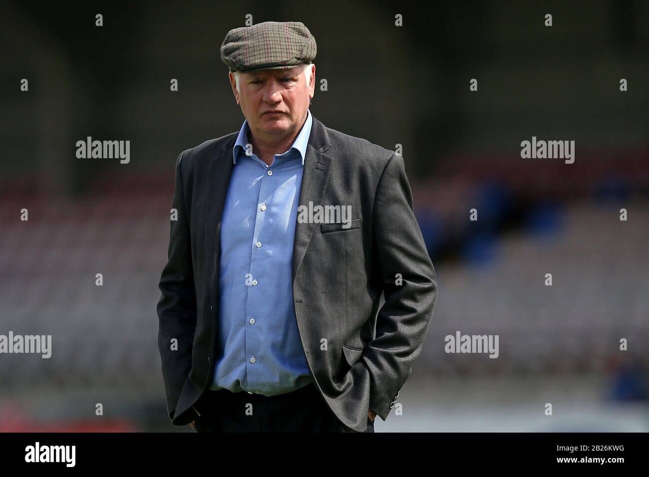 Maidenhead united manager alan devonshire hi-res stock photography and ...