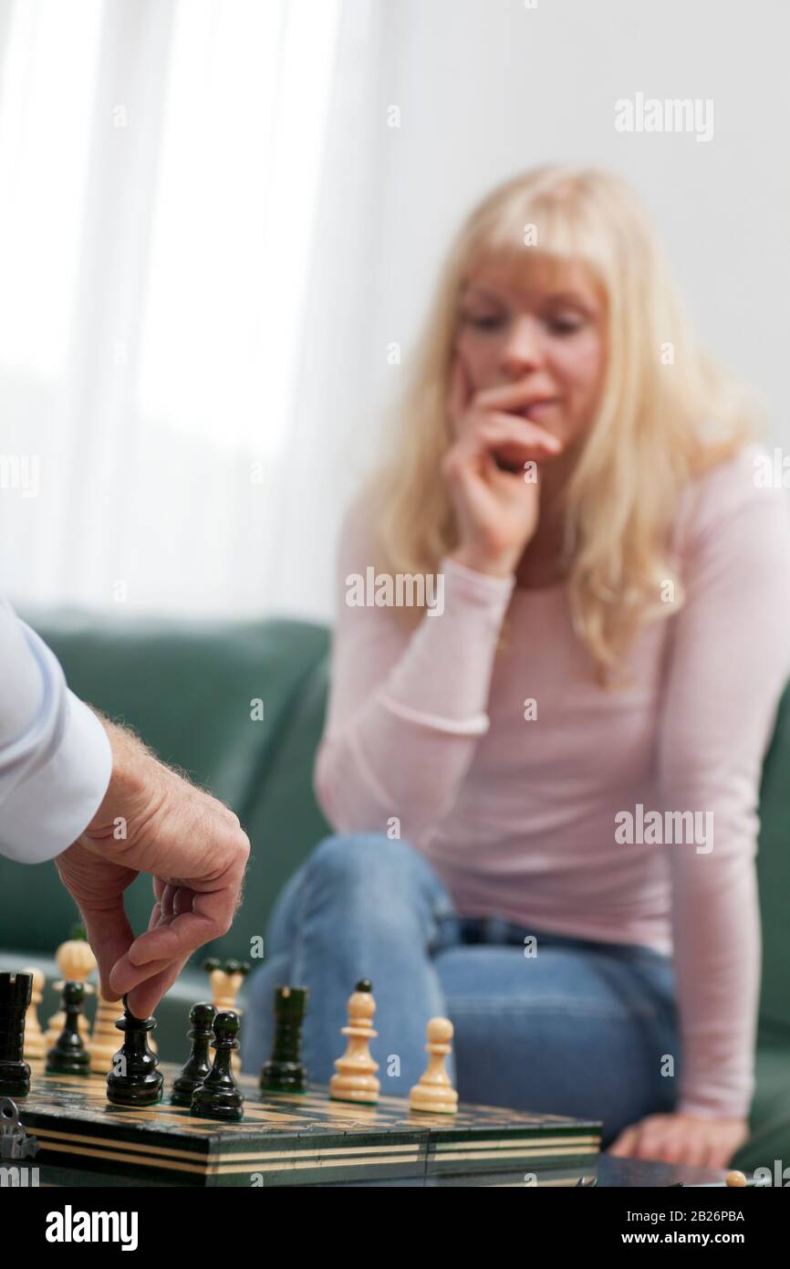 Playing chess and hand hi-res stock photography and images - Alamy