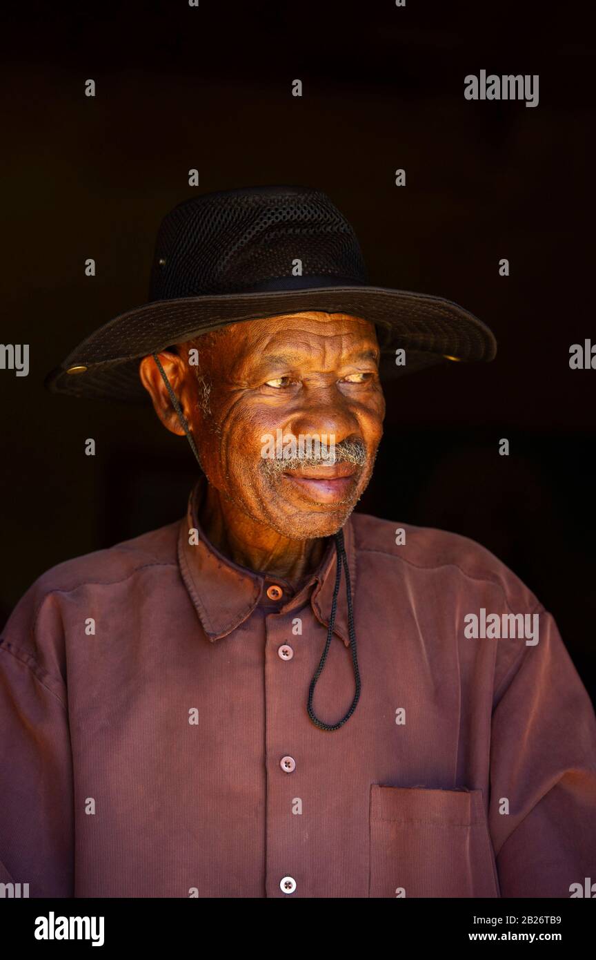 Village chief africa hi-res stock photography and images - Alamy