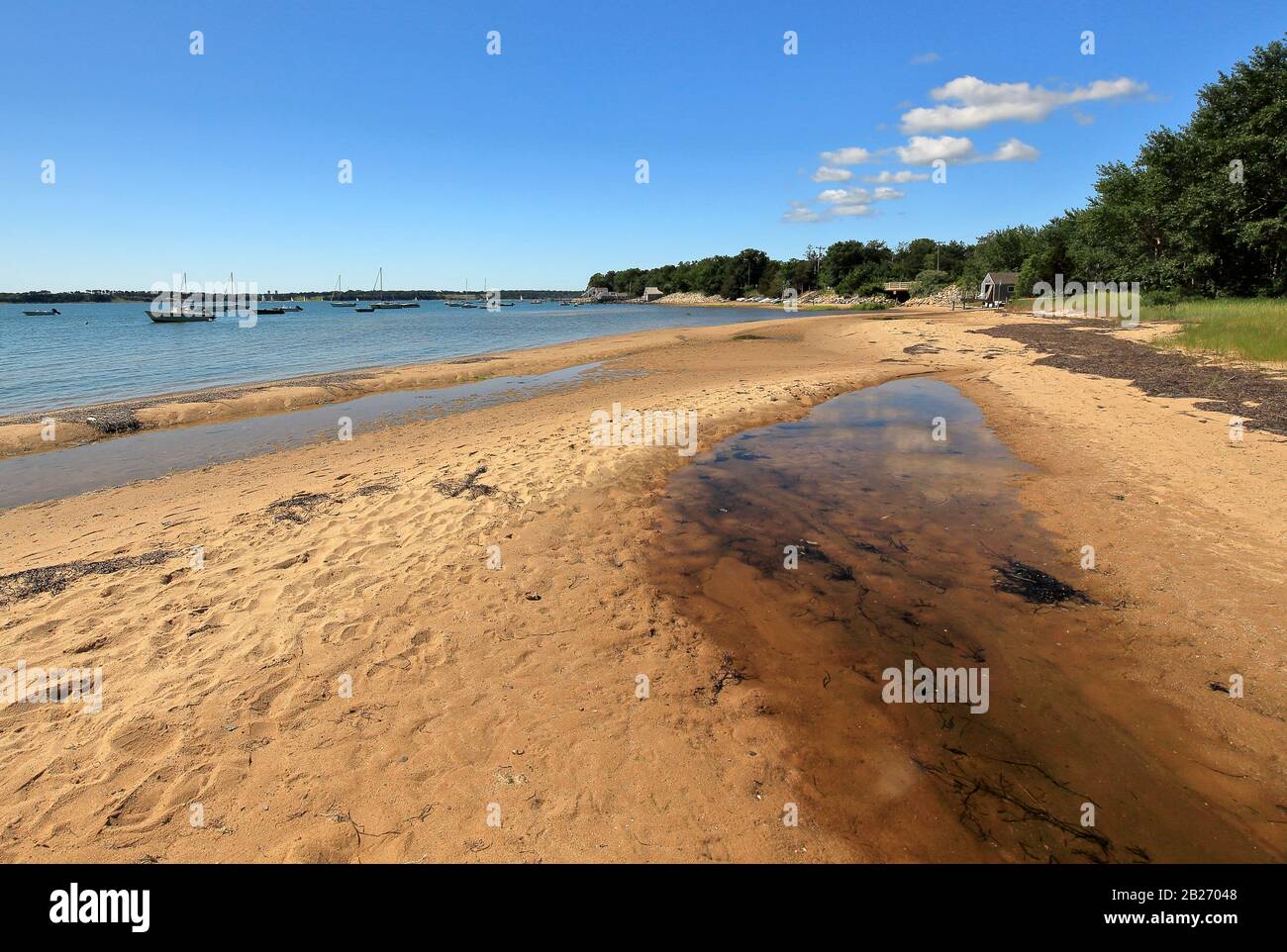 Pleasant seaside hi-res stock photography and images - Alamy