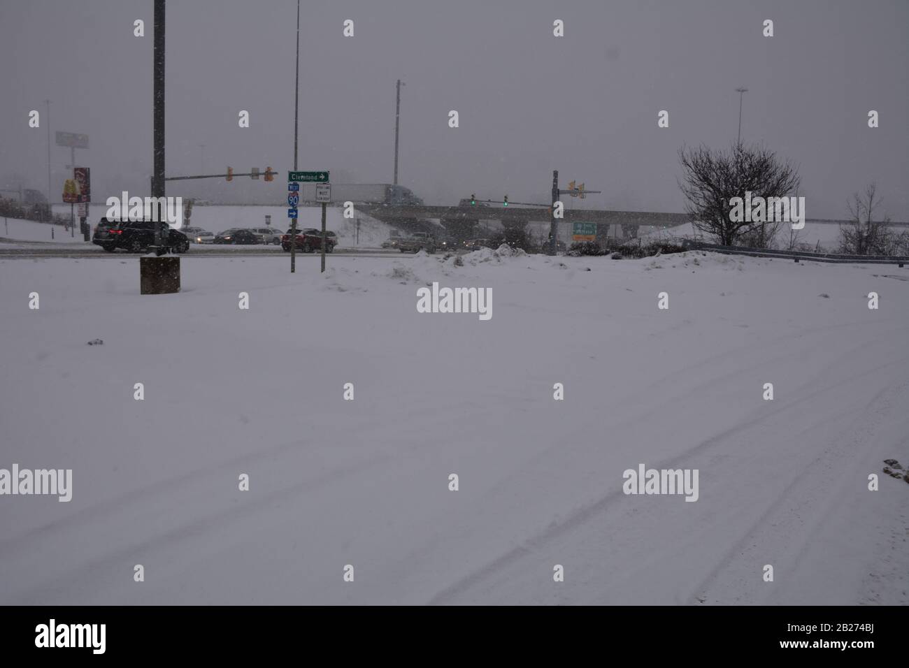 Stormy lake erie hi-res stock photography and images - Alamy