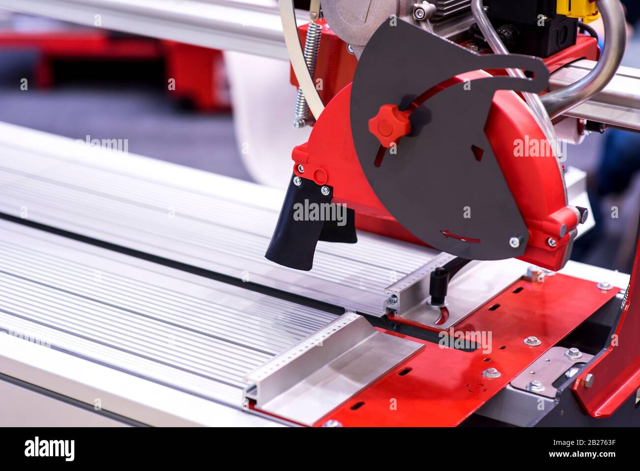 Wood milling machine in action close up process Stock Photo - Alamy