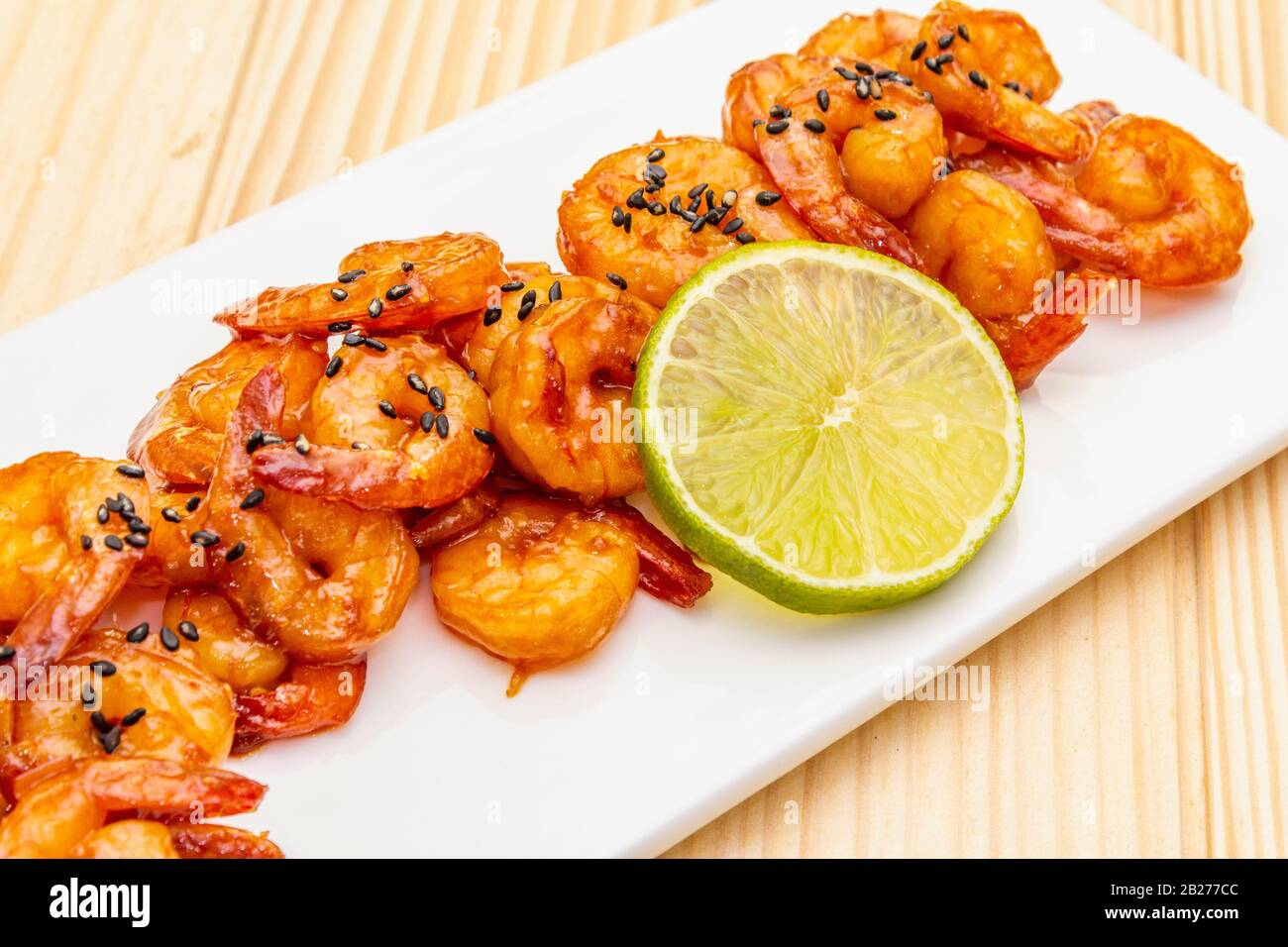 Prawns in sesame seeds hi-res stock photography and images - Alamy