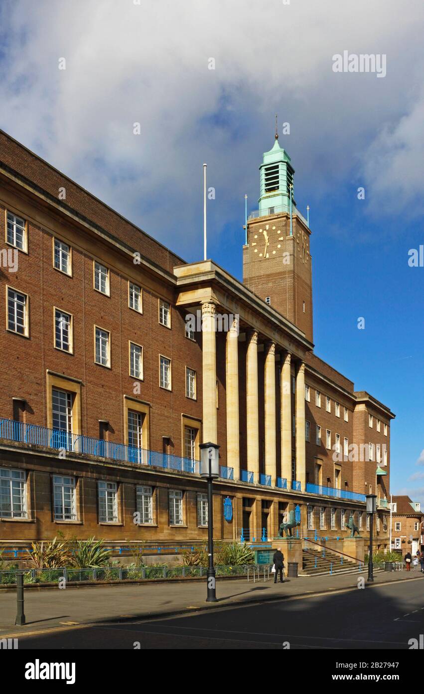 A view of the City Hall from St Peter's Street in the centre of Norwich ...