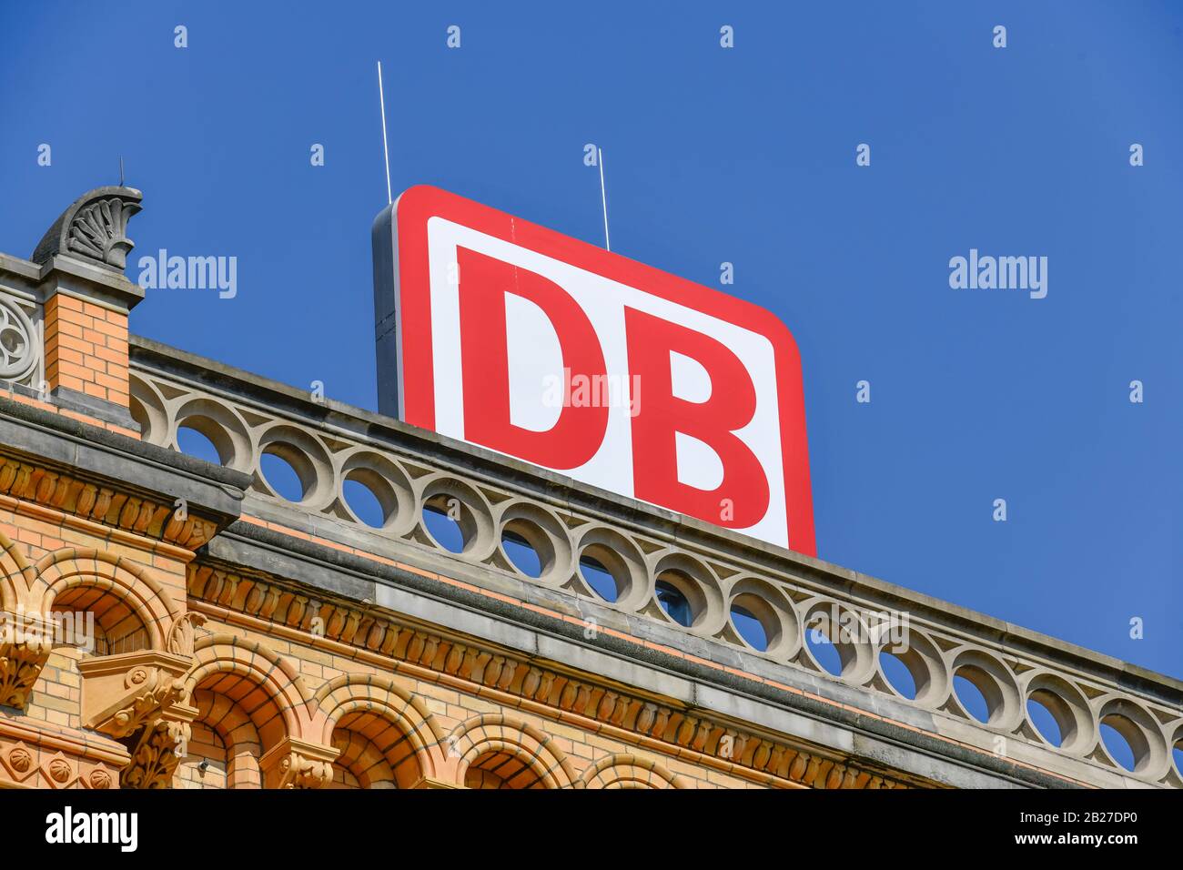 Logo, Deutsche Bahn, Hauptbahnhof, Ernst-August-Platz, Hannover ...