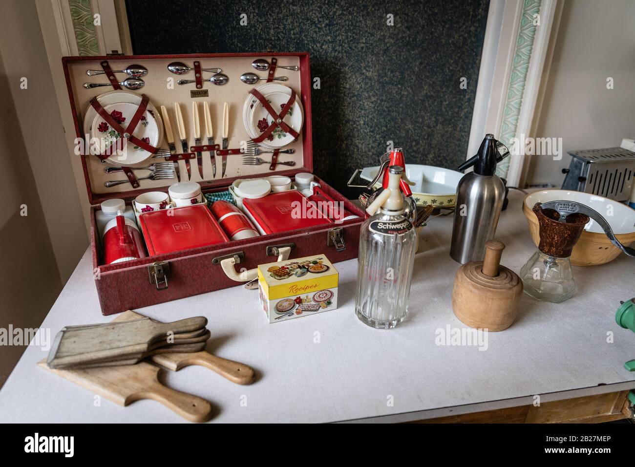 Lady iliffe hi-res stock photography and images - Alamy