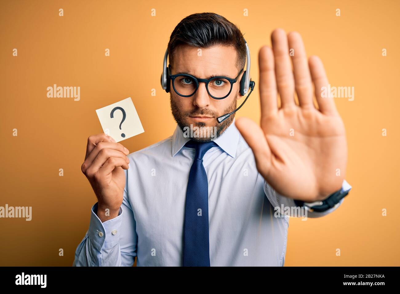 Business operator man with customer service headset from call center ...