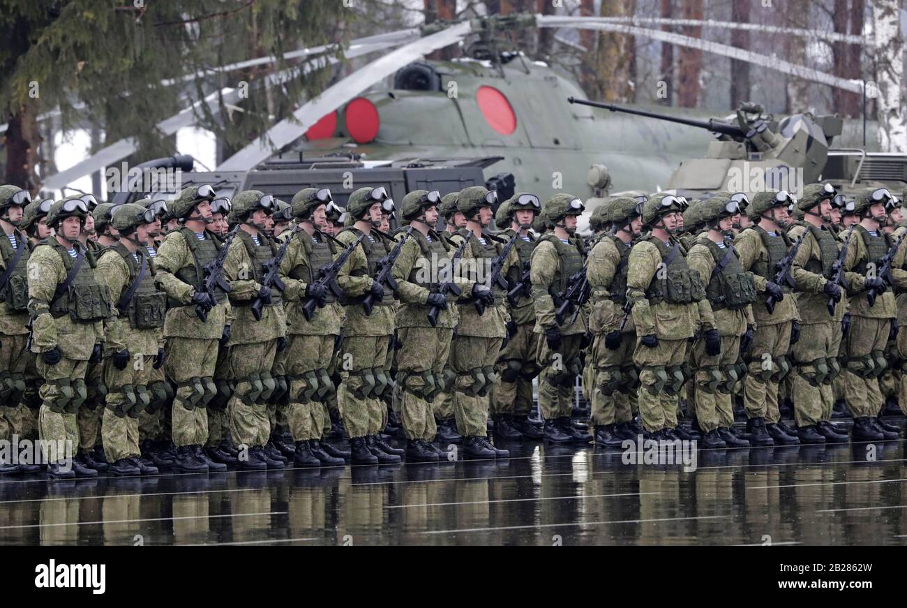 Air Assault Division High Resolution Stock Photography and Images - Alamy