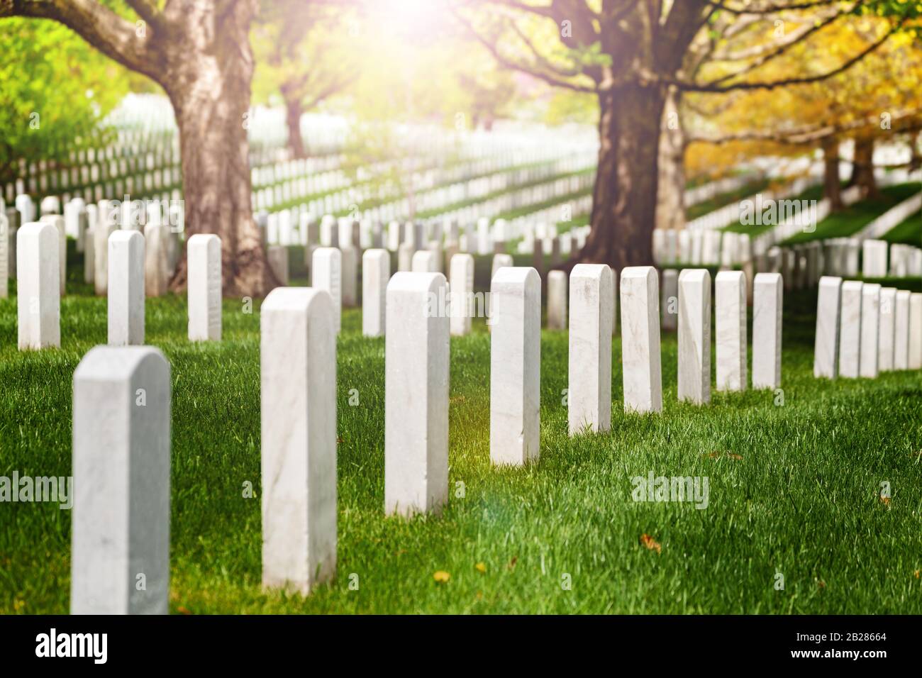 Headstone sun hi-res stock photography and images - Alamy