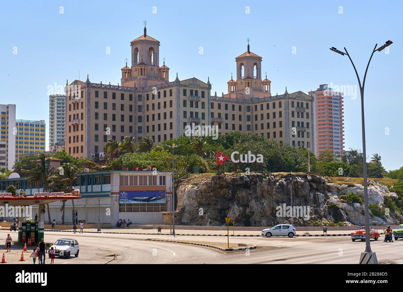 Lan triangle hi-res stock photography and images - Alamy