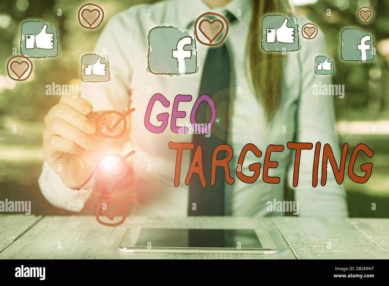 Geo targeting hi-res stock photography and images - Alamy