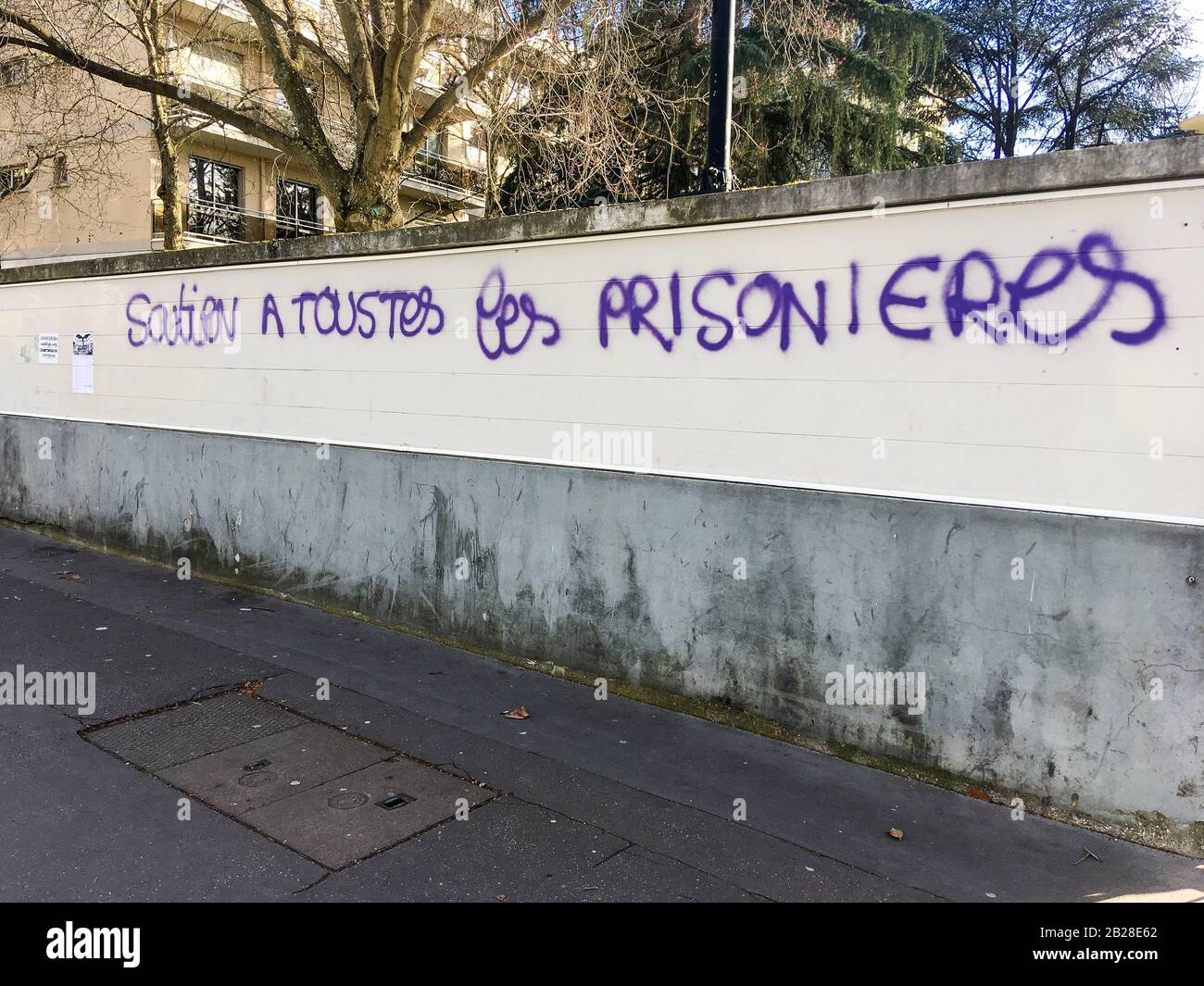 Graffiti politique hi-res stock photography and images - Alamy