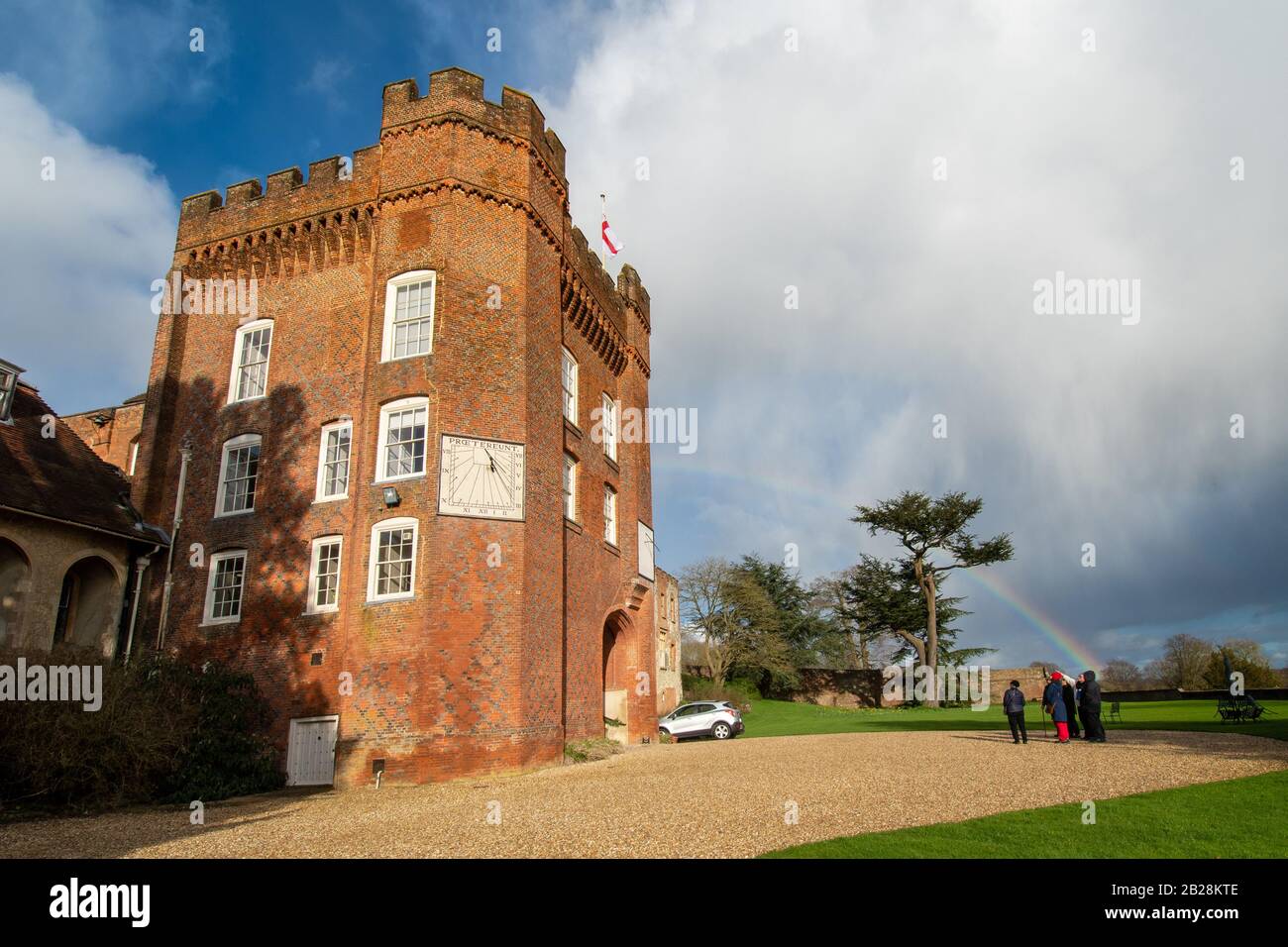 Farnham castle english heritage hi-res stock photography and images - Alamy