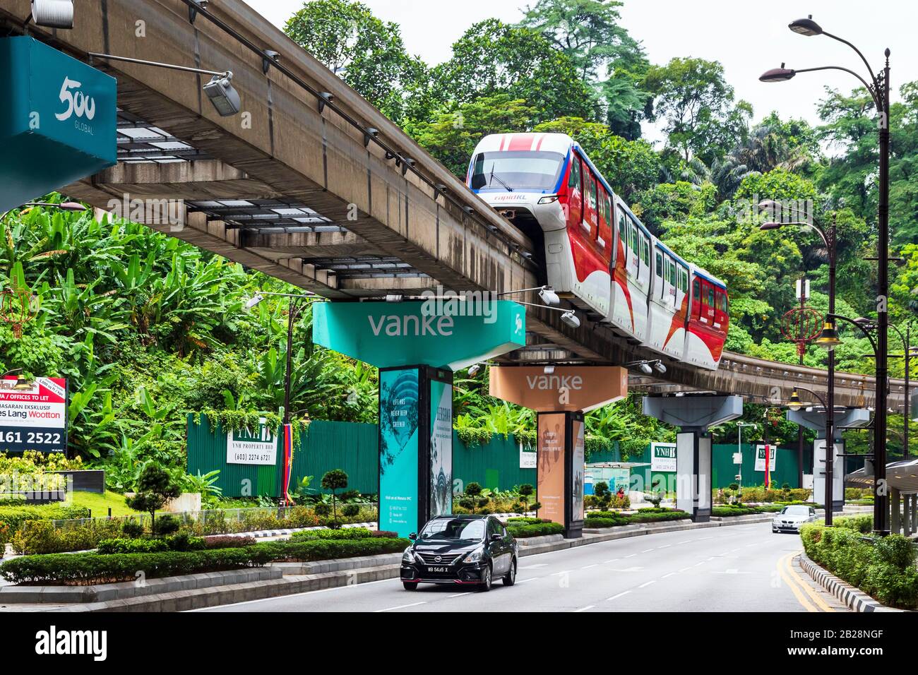 Monorail train transport passenger hi-res stock photography and images ...