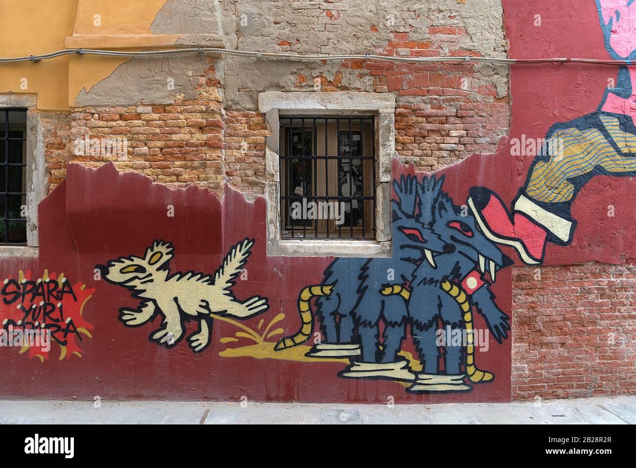 Graffiti venice italy hi-res stock photography and images - Alamy