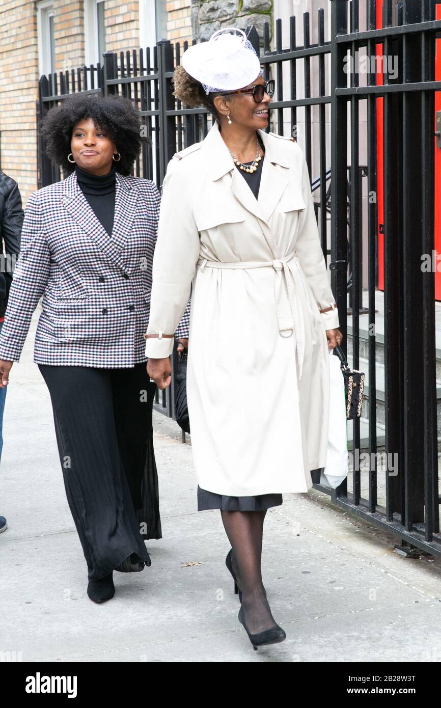Easter Harlem New York City Stock Photo - Alamy