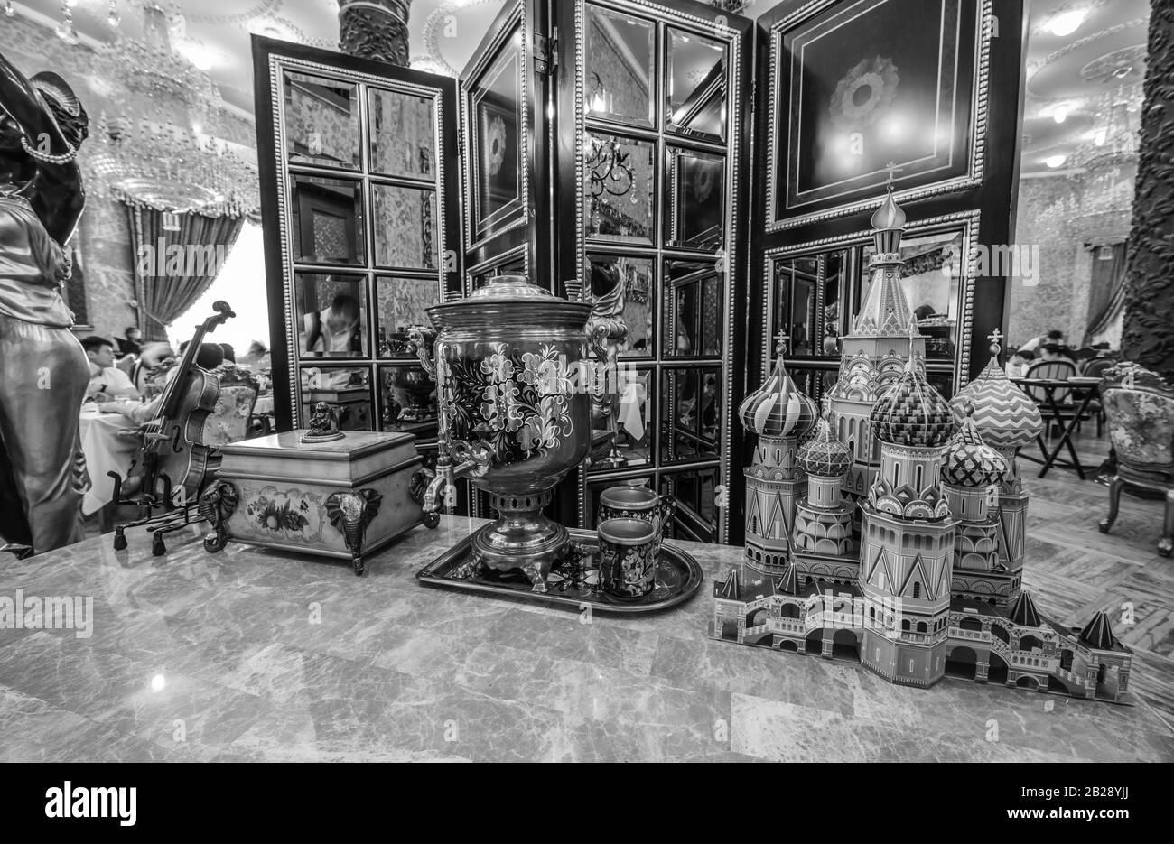 Legendary restaurant Black and White Stock Photos & Images - Alamy