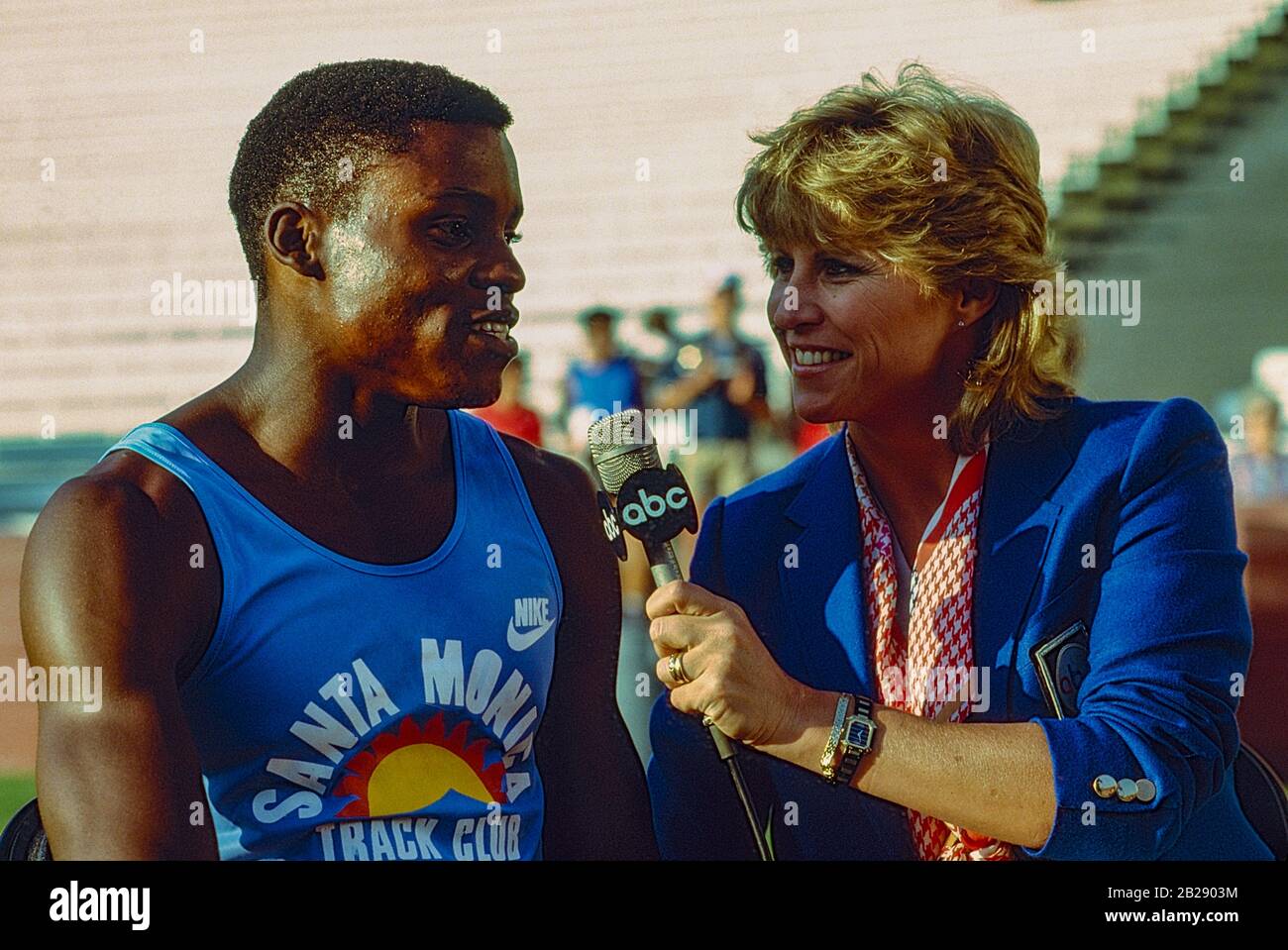 Donna lewis hi-res stock photography and images - Alamy