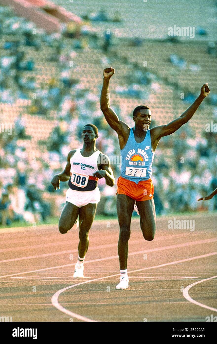 Carl lewis 1984 hi-res stock photography and images - Alamy