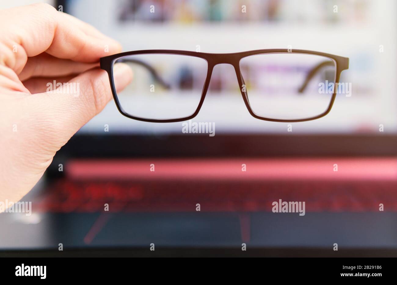 Computer eye strain woman hi-res stock photography and images - Alamy