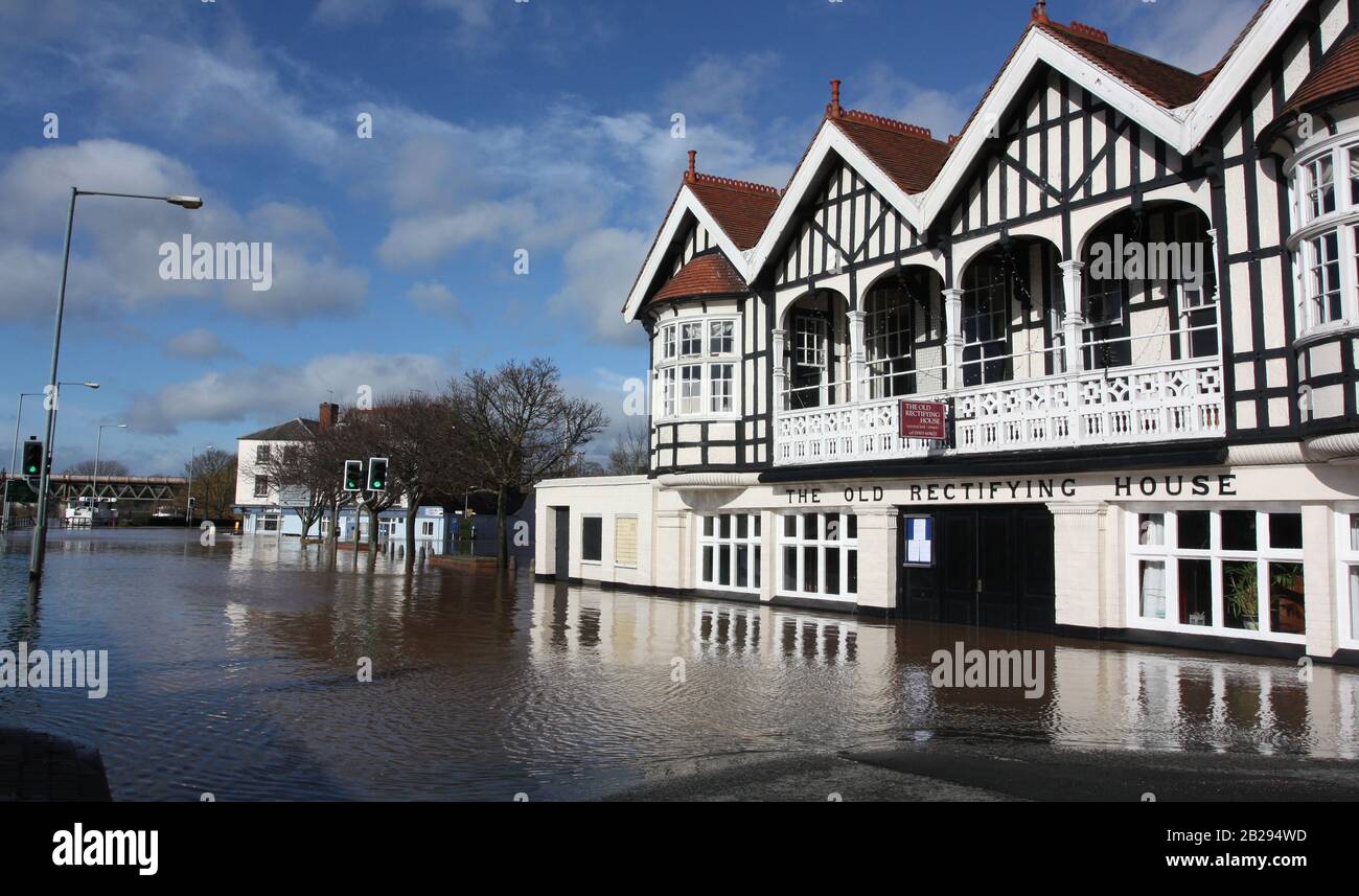 Worcester floods, Sabrina bridge and Rectifying House 11/11/2019 ...