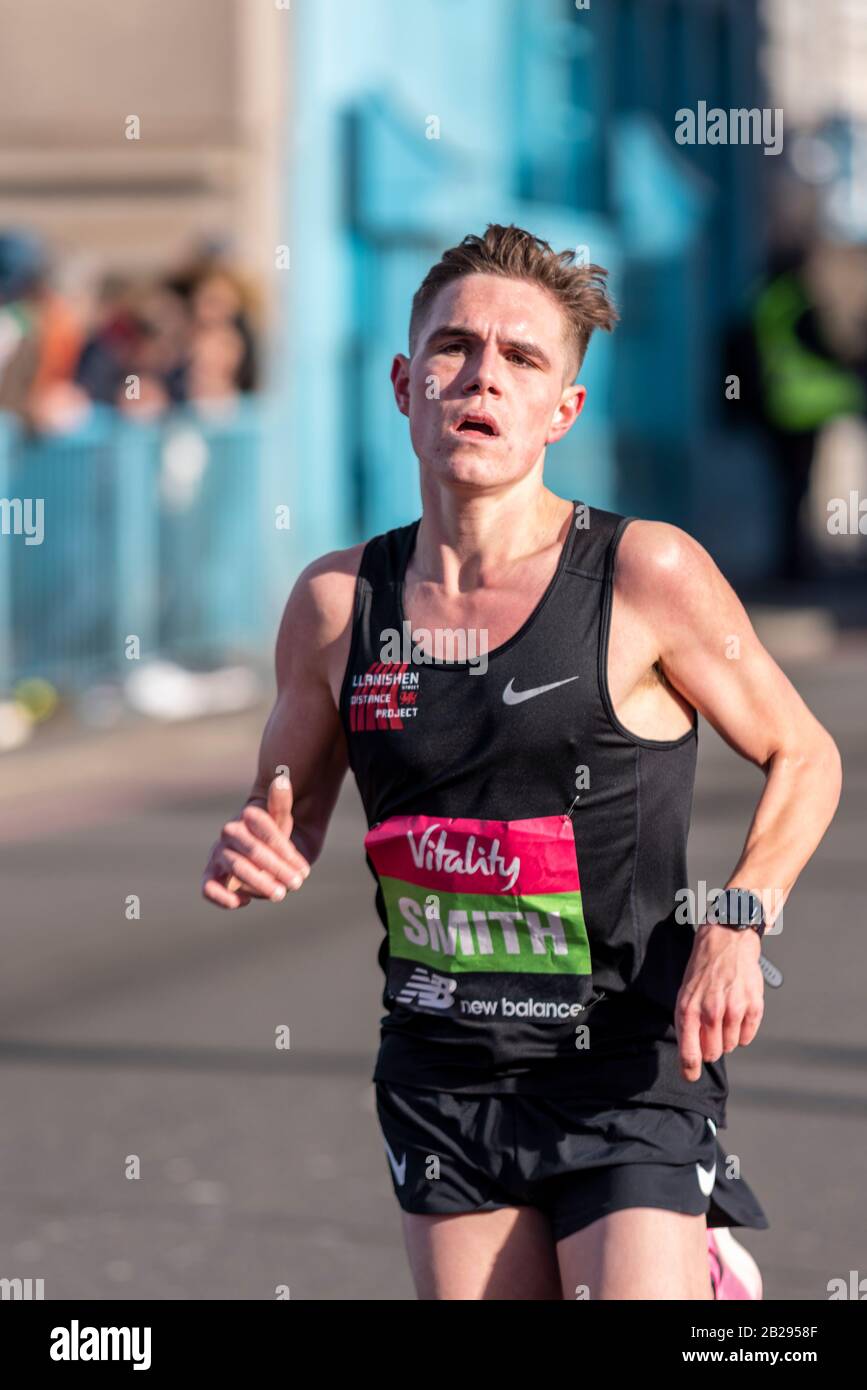 Running at cardiff half marathon hi-res stock photography and images ...