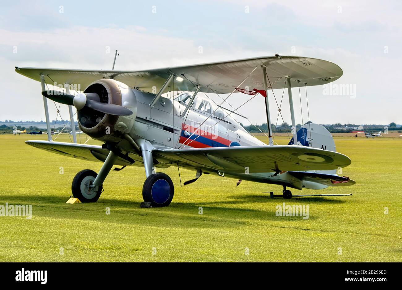 World war 2 spitfire hi-res stock photography and images - Alamy