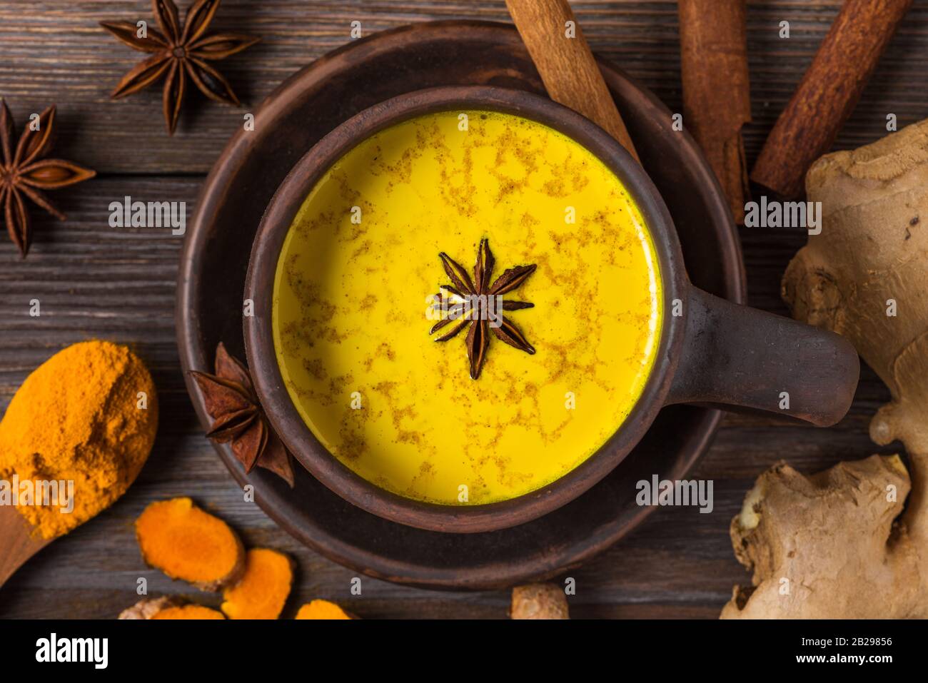 Gold Top Milk High Resolution Stock Photography and Images - Alamy