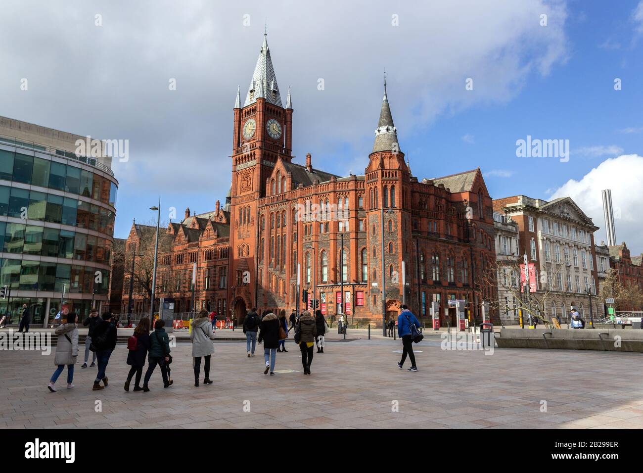 Victoria hall liverpool university hi-res stock photography and images ...