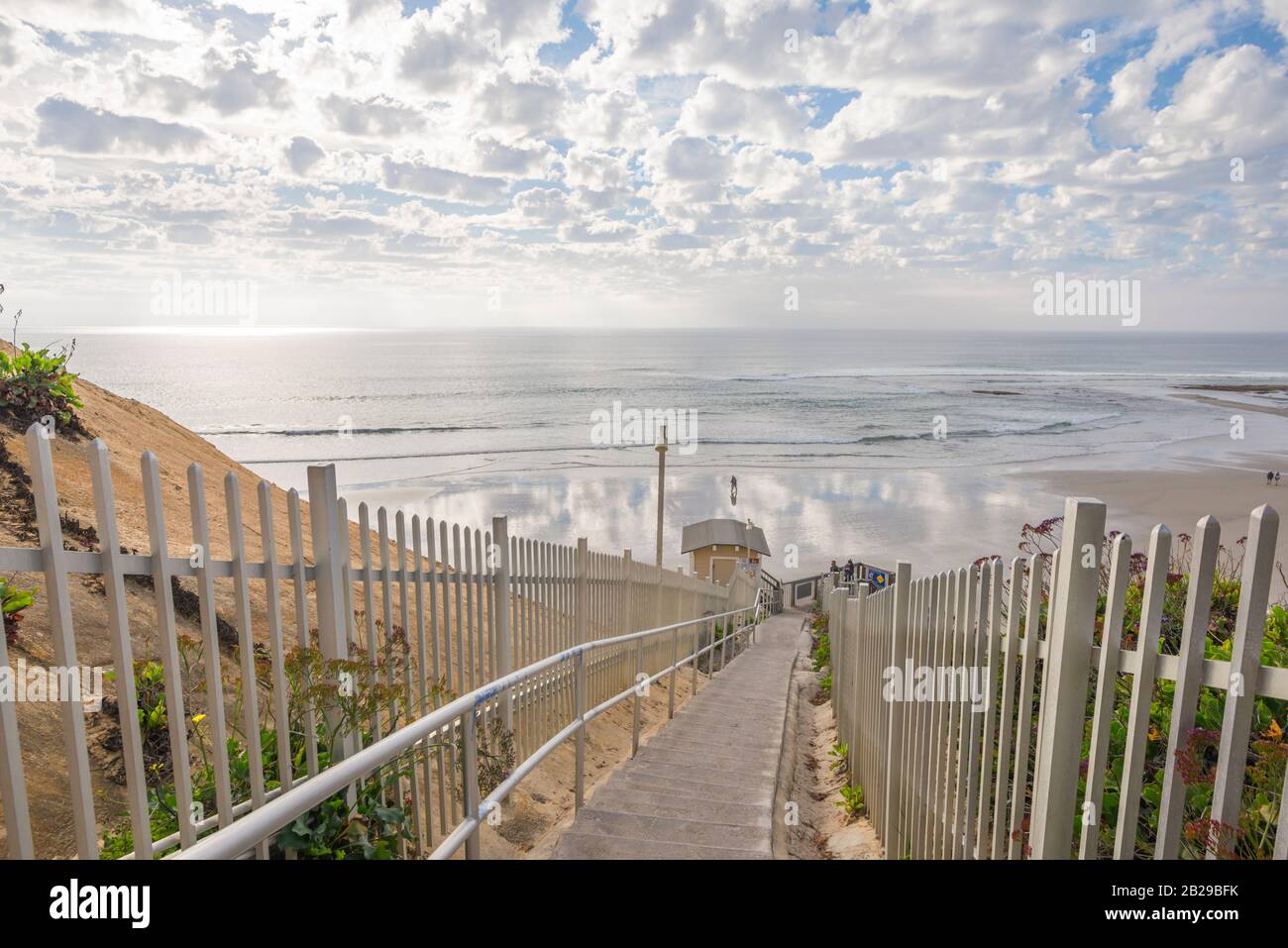 Tide beach park solana beach hi-res stock photography and images - Alamy