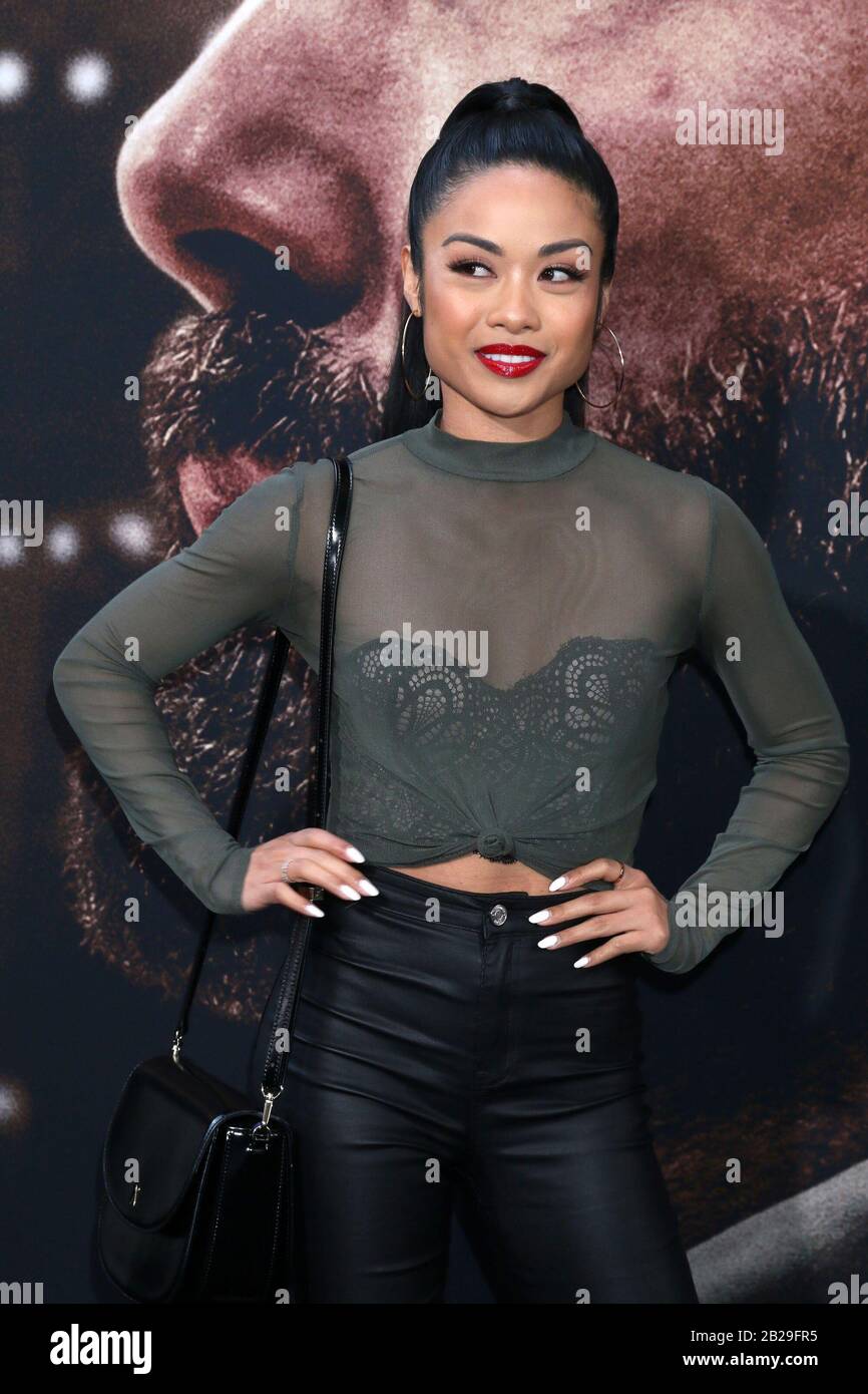 Los Angeles, CA. 1st Mar, 2020. Jules Aurora at arrivals for THE WAY BACK Premiere, Regal Cinema ...