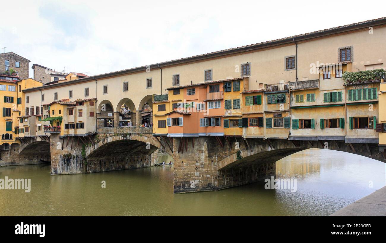 The historic bridge in Florence is an amazing place to see while in ...