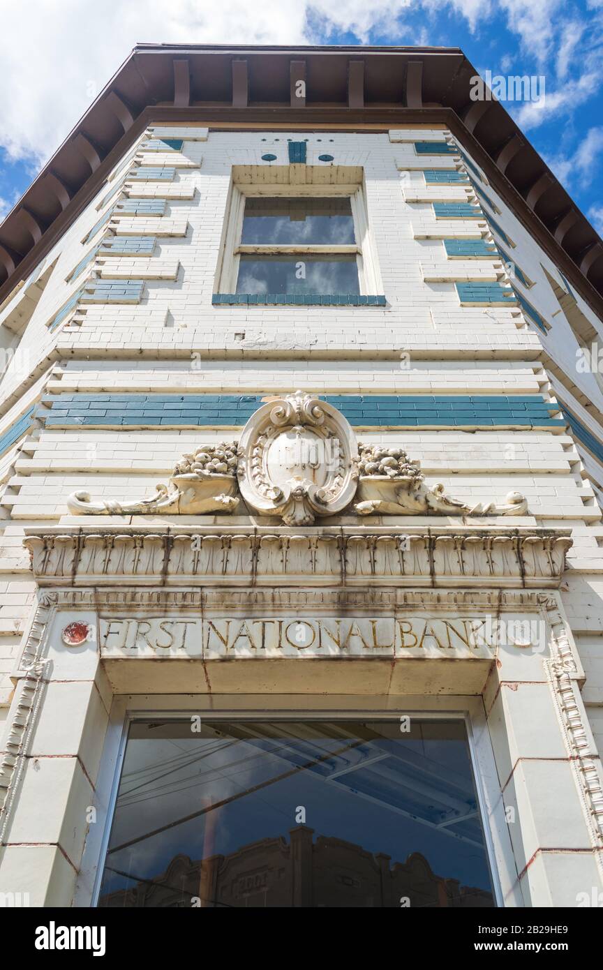 First National Bank High Resolution Stock Photography and Images - Alamy