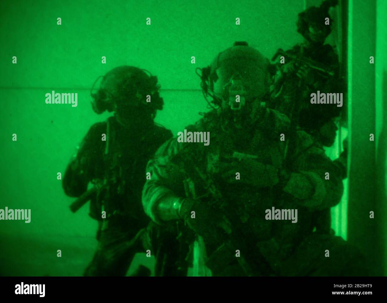 LOPBURI, Thailand – U.S. Army Green Berets with 1st Special Forces ...