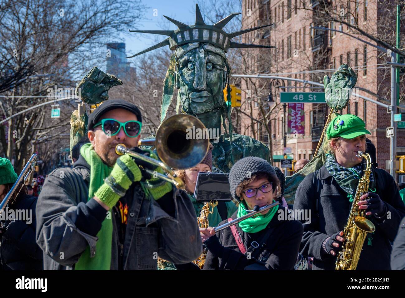 Irish puppets hi-res stock photography and images - Alamy