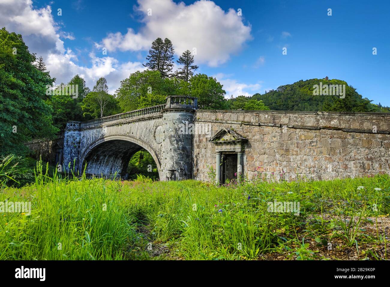 Old bridge and picturesque Scotland morning landscape Stock Photo - Alamy