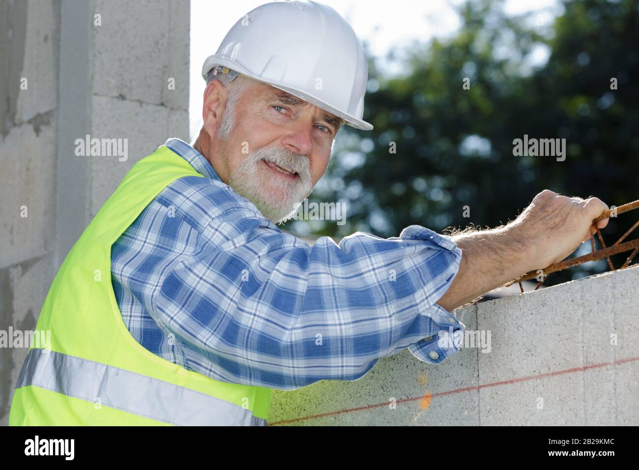 engineer builder at construction site Stock Photo - Alamy