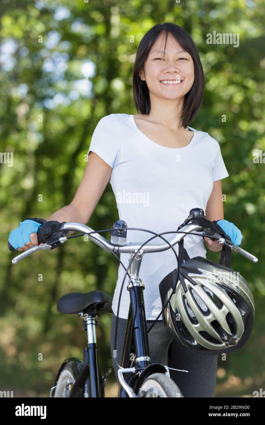 Korean cyclist hi-res stock photography and images - Alamy