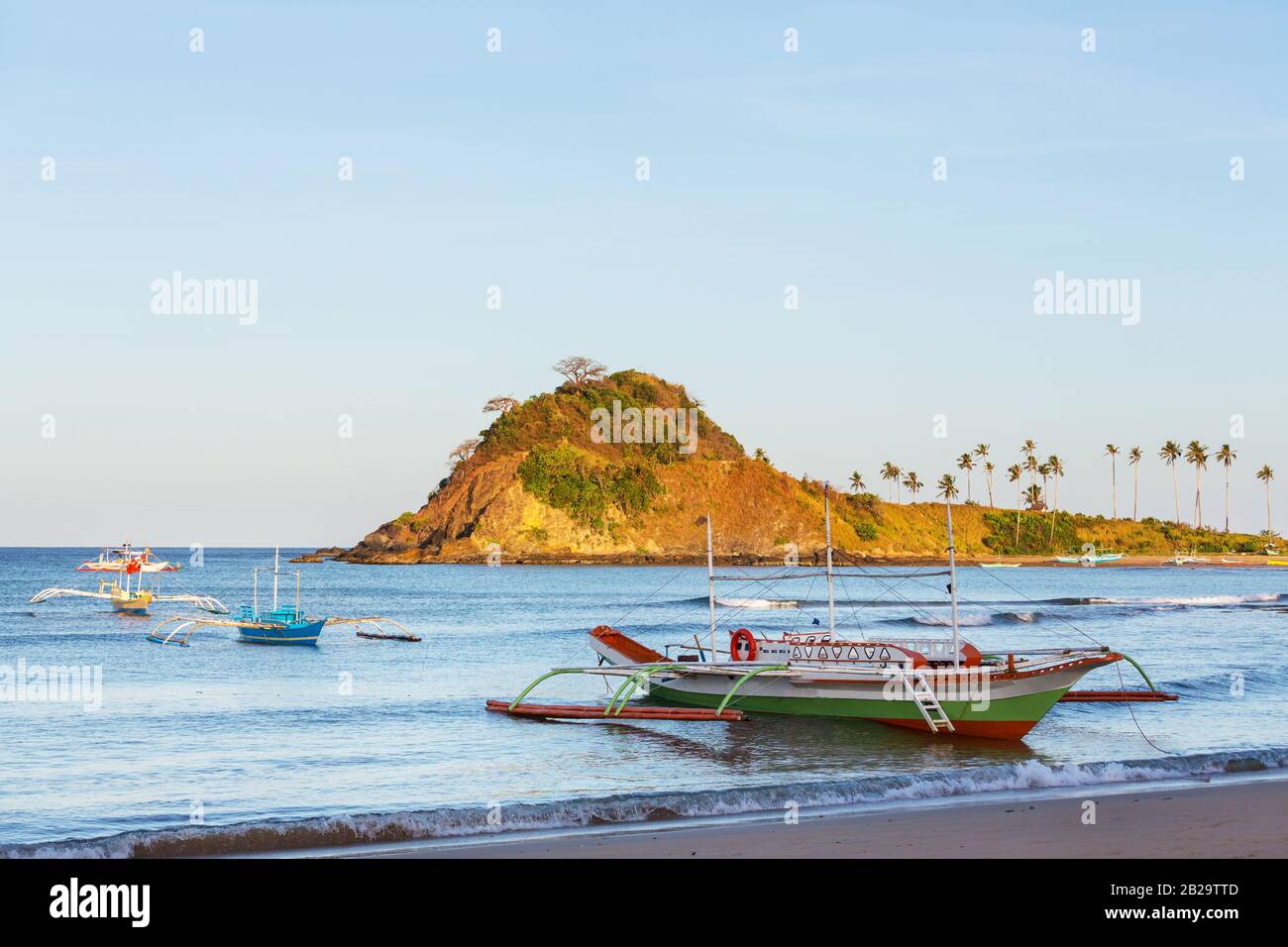 Traditional Philippino boat in the sea, Palawan island, Philippines ...