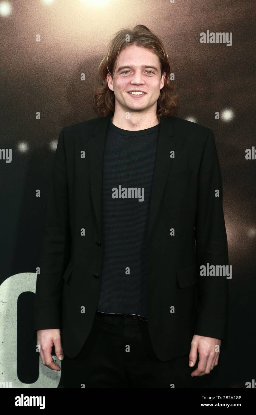 Los Angeles, Ca. 1st Mar, 2020. Benjamin Irving, at the premiere of The ...